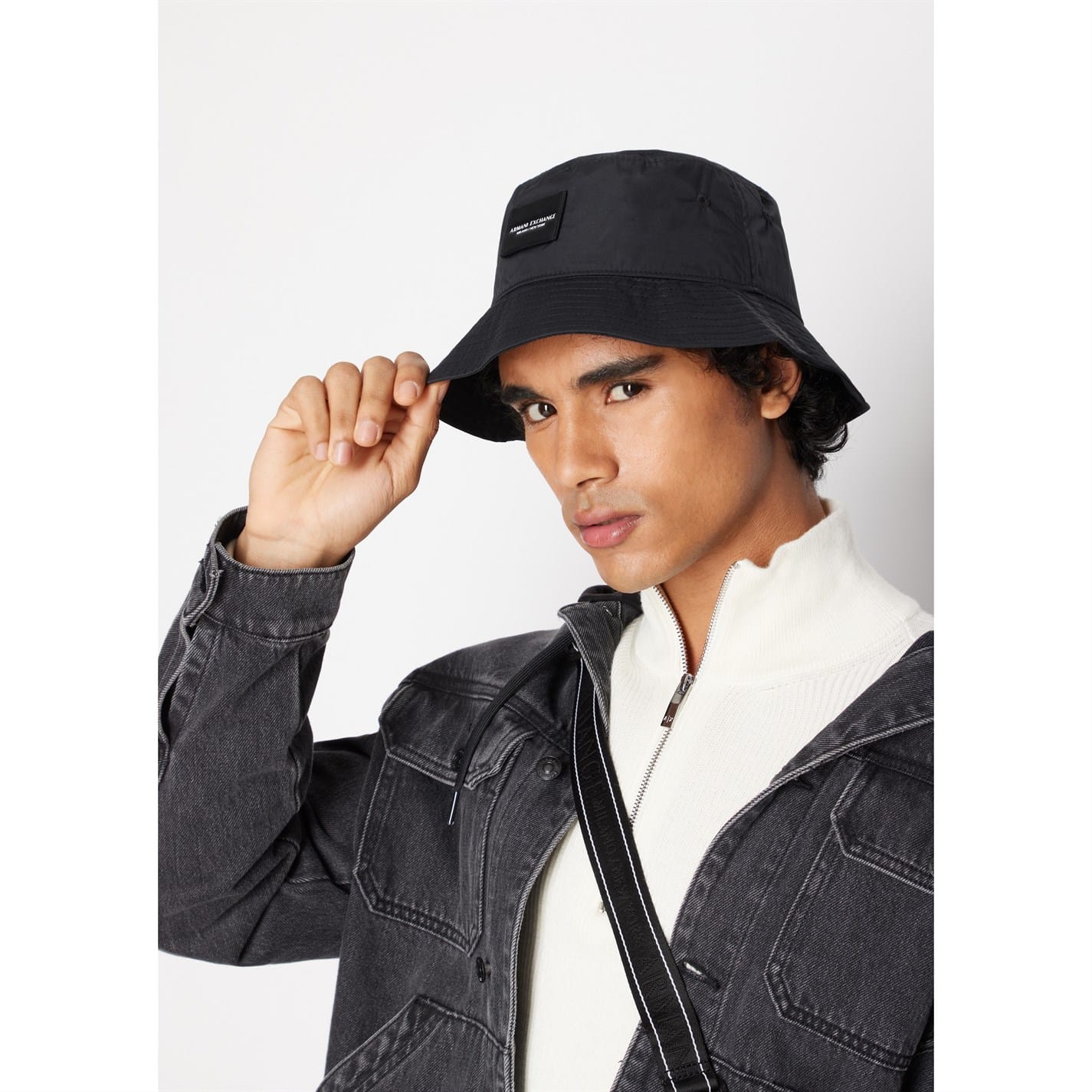 Armani bucket hat store